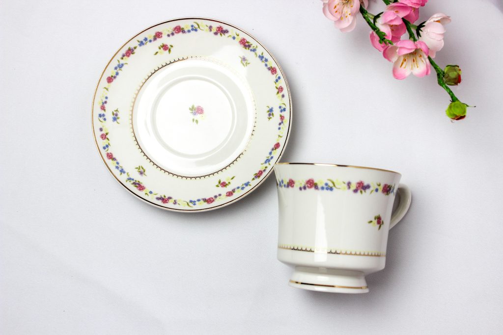 British Floral Mix Rose Design Ceramic Cup & Saucer - NJM Trading